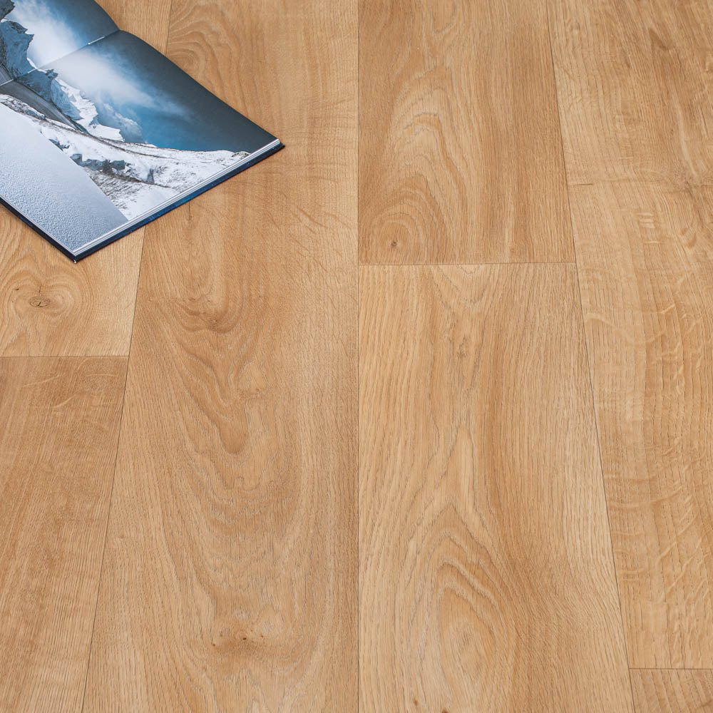 Calais 535 Ultimate Wood Vinyl Flooring | Lino | Online Carpets