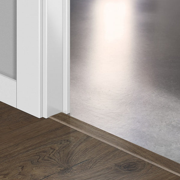 Classic Oak Brown Incizo Door Bar | Quick-Step | Online Carpets