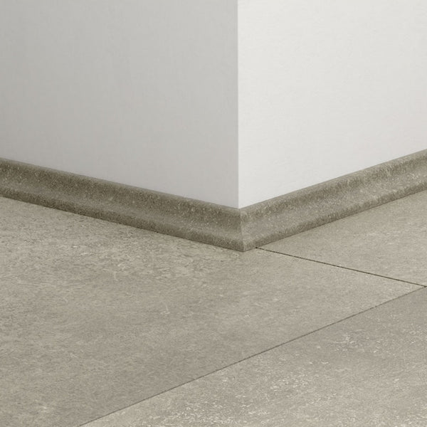 Cloudy Concrete Scotia Beading | Quick-Step | Online Carpets