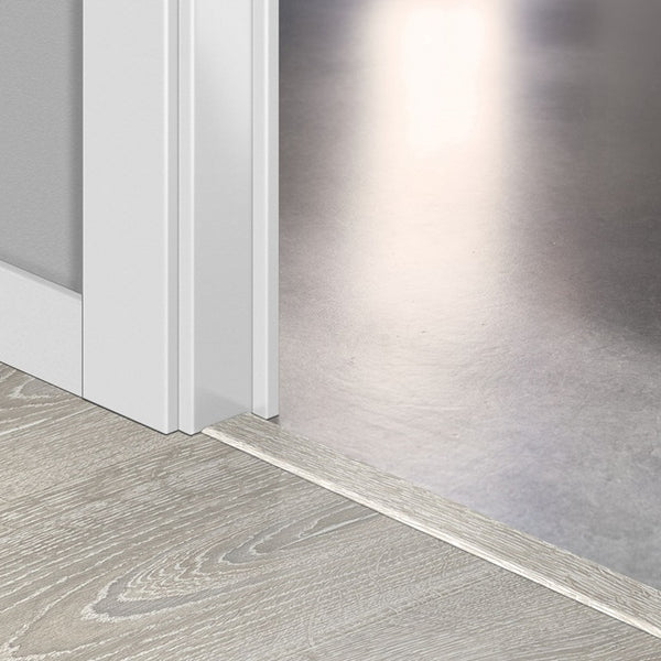 Patina Classic Oak Grey Incizo Door Bar | Quick-Step | Online Carpets