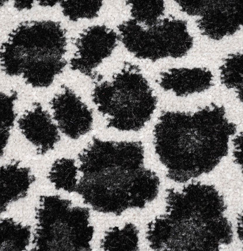 Snow Leopard JAG45 Tribes & Clans Wilton Carpet | Online Carpets