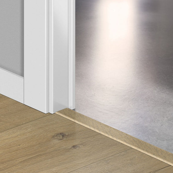 Soft Oak Medium Incizo Door Bar | Quick-Step | Online Carpets