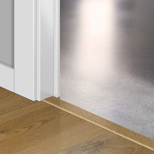 Soft Oak Natural Incizo Door Bar | Quick-Step | Online Carpets