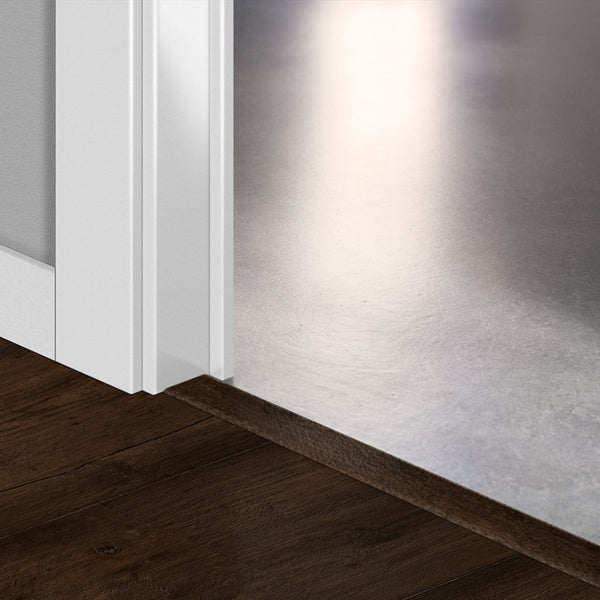 Waxed Oak Brown Incizo Door Bar | Quick-Step | Online Carpets