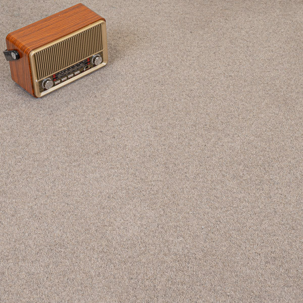 White Pepper Hampstead Deluxe 50oz Carpet | Cormar | Online Carpets